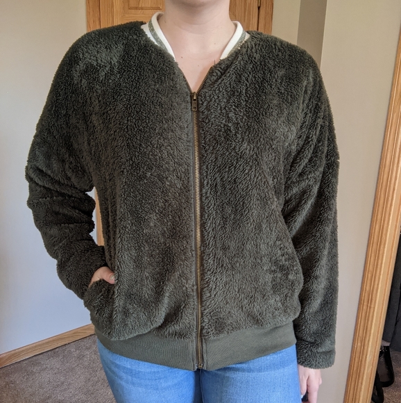 Hem & Thread | Jackets & Coats | Hem Thread Green Fuzzy Bomber Jacket S ...